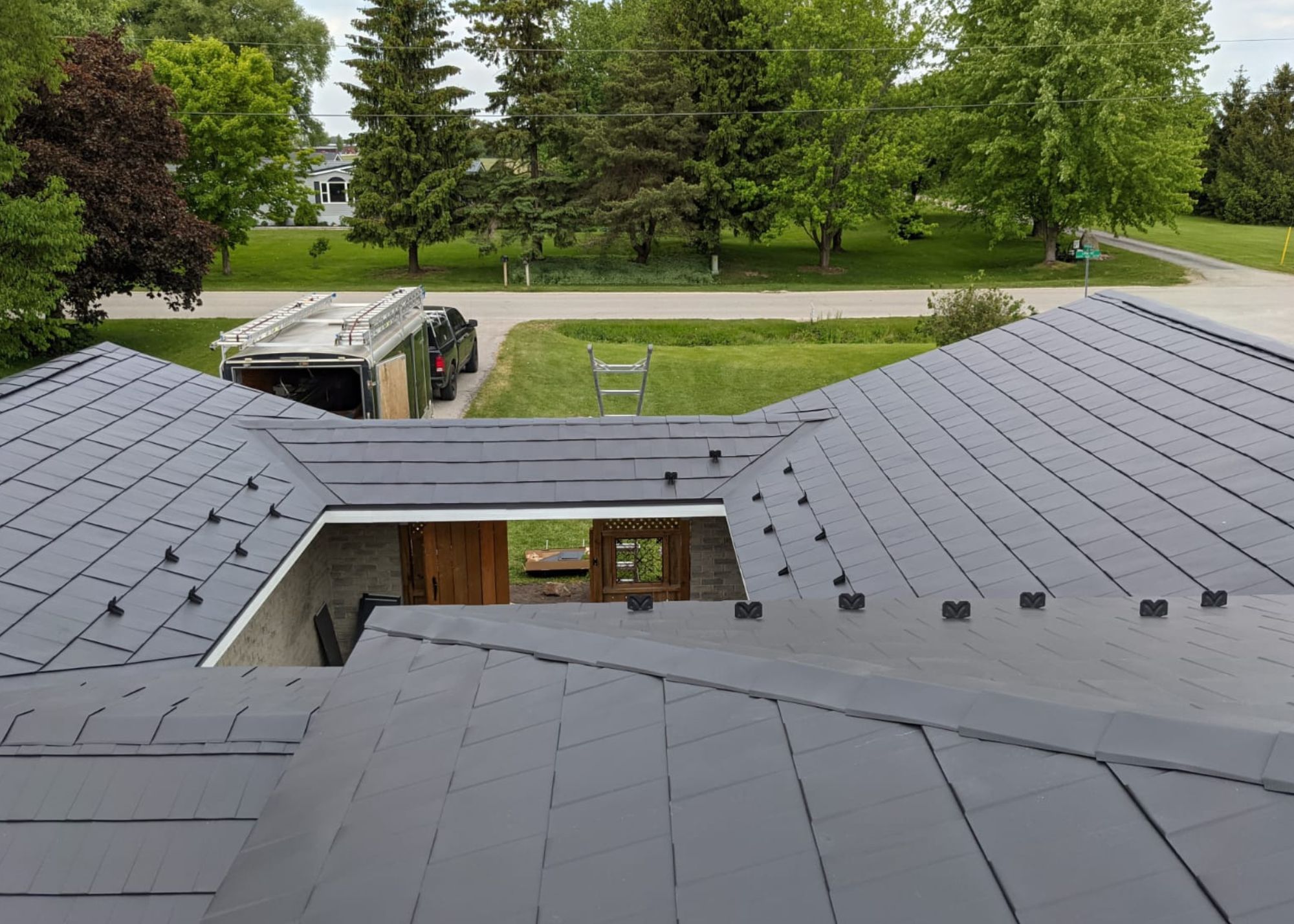 Metal Roofing Kitchener-Waterloo & Cambridge | ADVANCED Metal Roofs