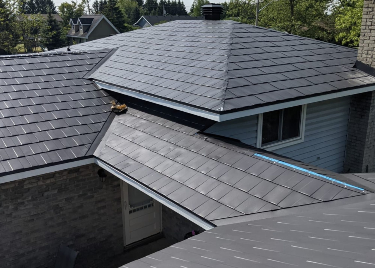 Metal Roofing Kitchener-Waterloo & Cambridge | ADVANCED Metal Roofs
